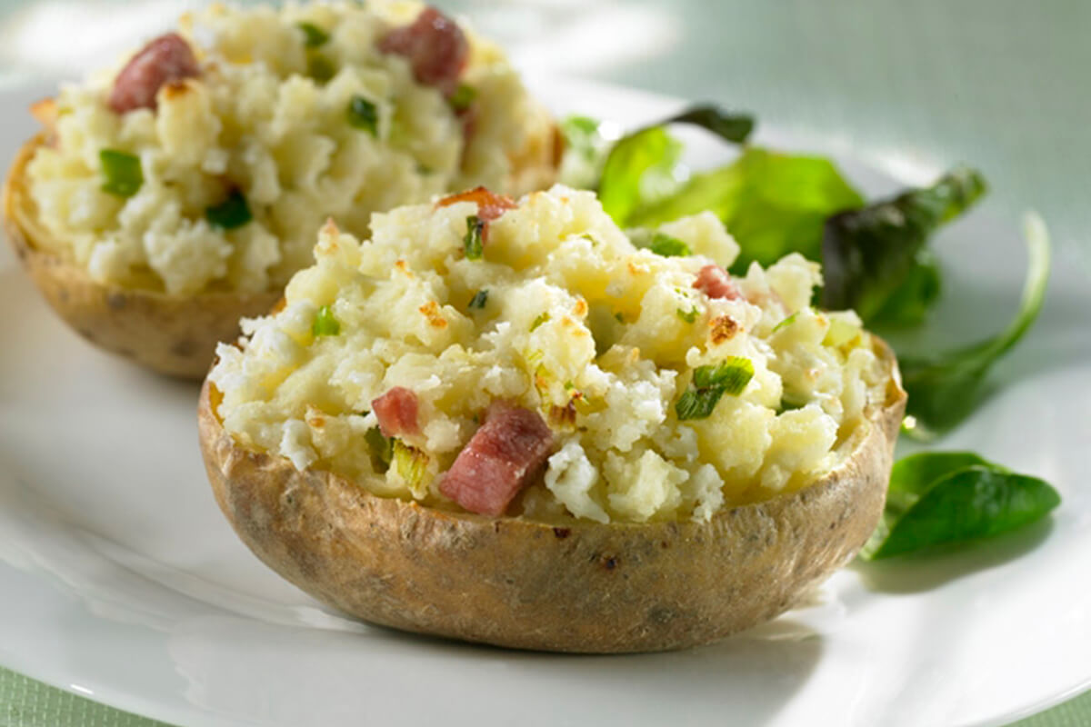 Fluffy Jacket Potatoes with Pancetta and Cheese - Onken Onken