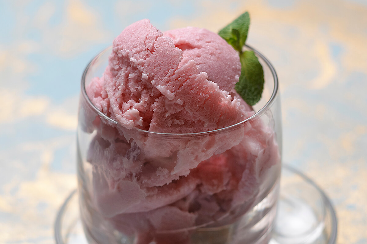 Onken Strawberry Fat Free Frozen Yogurt - Onken Onken