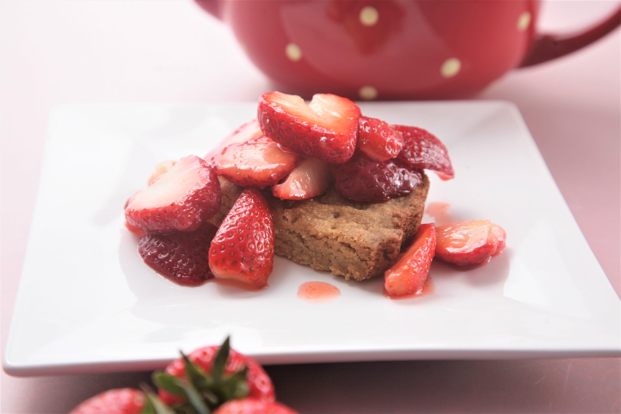 Strawberry Yogurt Shortcake - Onken Onken